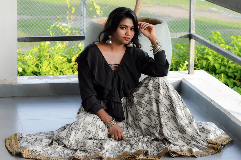 Actress Shalu Latest Photos – Chennaionline