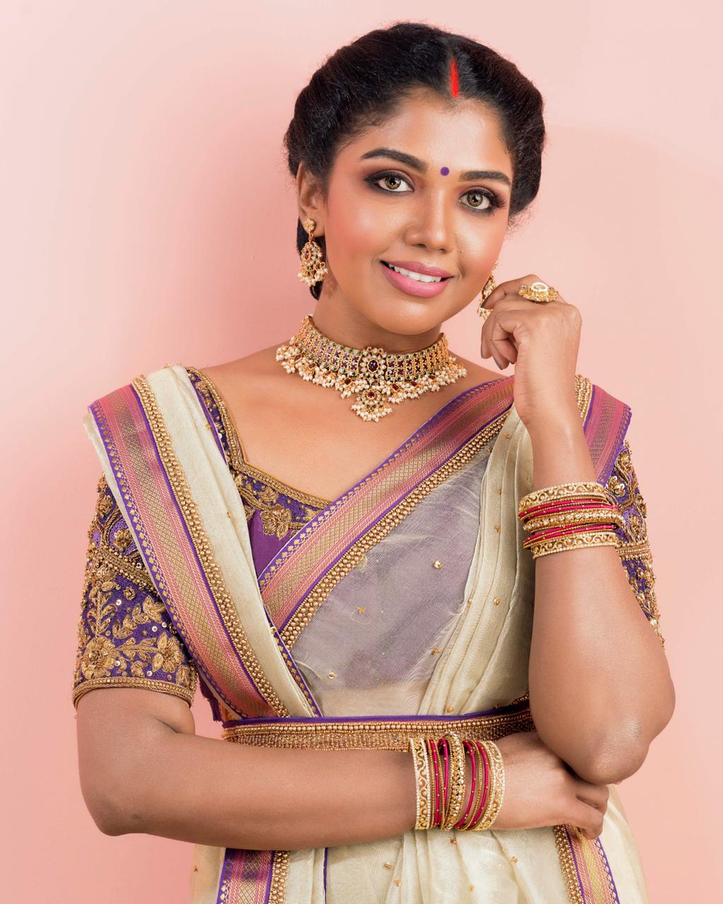 Actress Rithvika Latest Photo Shoot Stills – Chennaionline