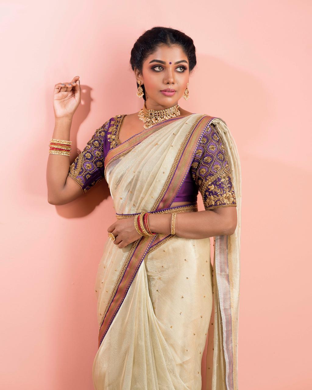 Actress Rithvika Latest Photo Shoot Stills – Chennaionline