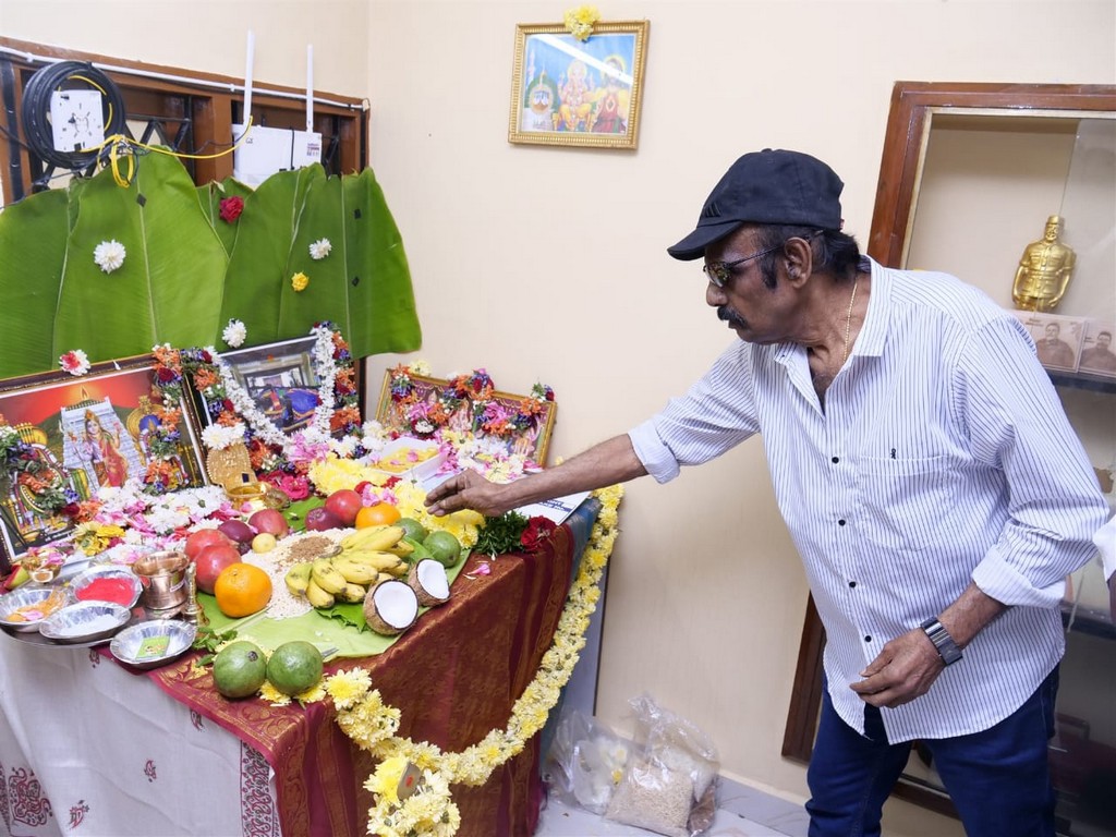Palanisamy Vathiyar Movie Pooja Stills – Chennaionline